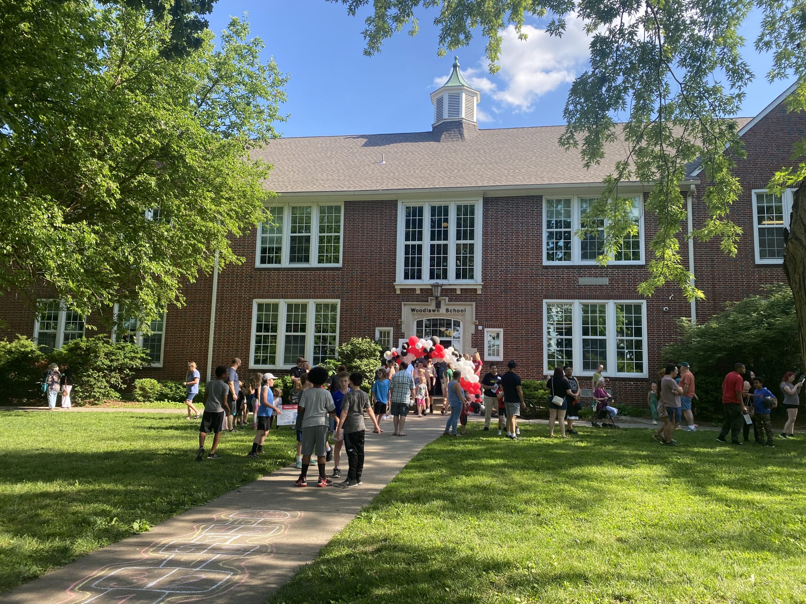 Woodlawn Elementary in North Lawrence celebrates its building’s 100th ...